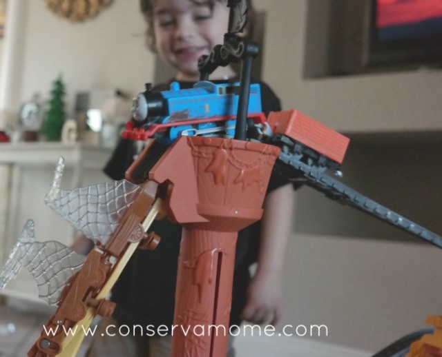 Holiday Must Have: Thomas & Friends TrackMaster Shipwreck Rails Set ...