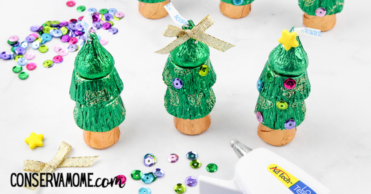 Candy Christmas Tree Treats : An Edible Christmas Craft Idea