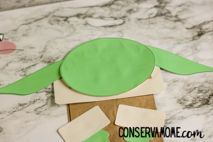 Baby Yoda Paper Bag Puppet : An Easy Baby Yoda craft