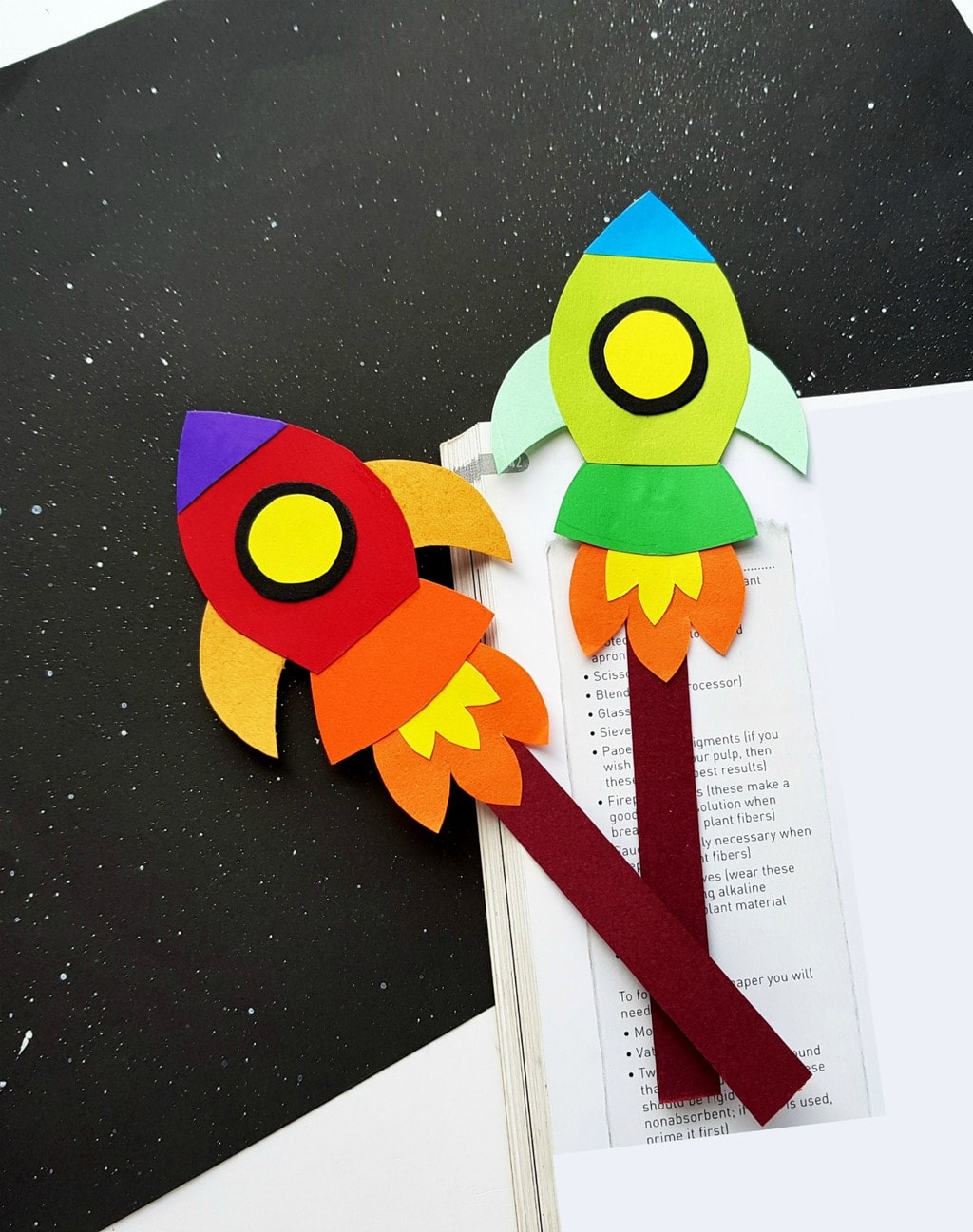 20+ Outer Space Crafts for Kids That are Out of this World