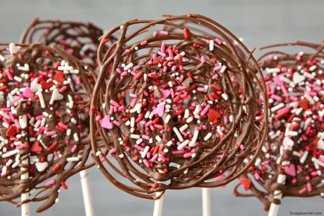 20+ Delicious Desserts on a Stick - ConservaMom
